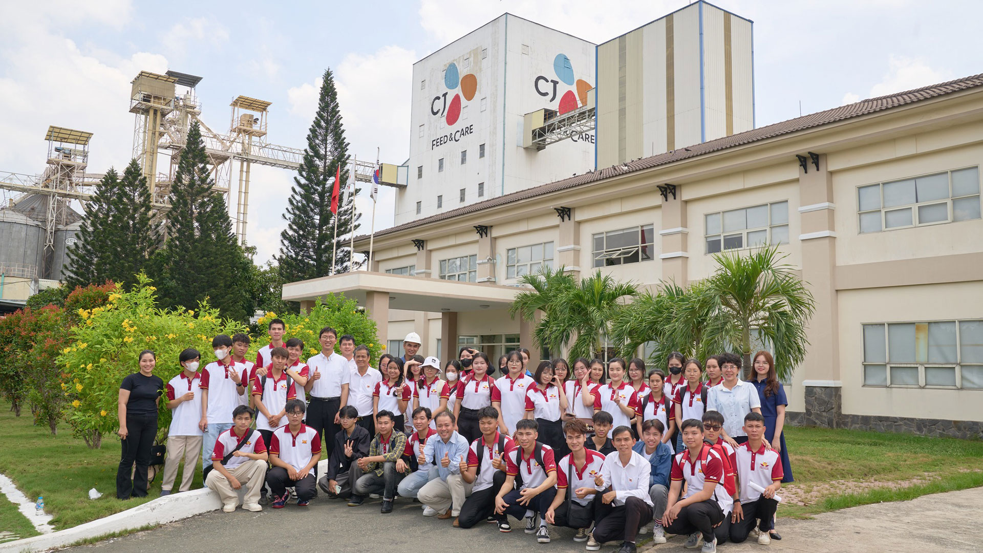 Khám Phá Nhà Máy CJ Vina Agri – Cơ Hội “vàng” Cho Sinh Viên Thú Y MIT ...