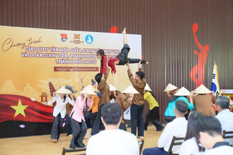 MIT Uni. Giao Lưu Văn Hóa Với đoàn Thanh Niên Tình Nguyện Thành Phố ...